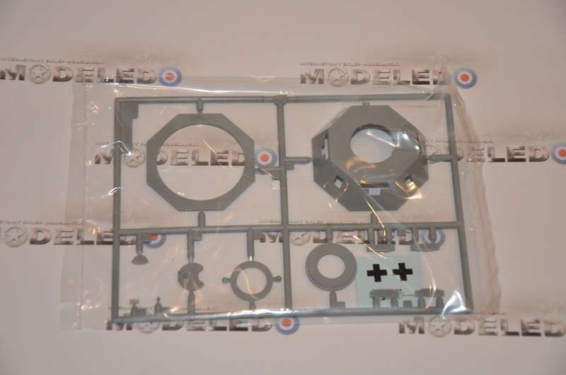 Pancerny wagon piechoty Dragon 6072 w skali 1:35 - Modeledo.pl