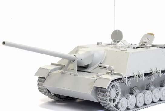 Niemiecki niszczyciel czołgów Jagdpanzer IV L/70(V) w skali 1-35 ...