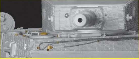 Niemiecki czołg Pz.Kpfw.VI Ausf.E Tiger I 1-35 - Modeledo.pl