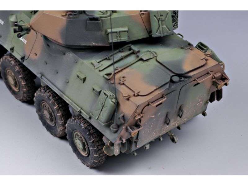 Kołowy bojowy wóz piechoty LAV-25 - model w skali 1-35 - Modeledo.pl