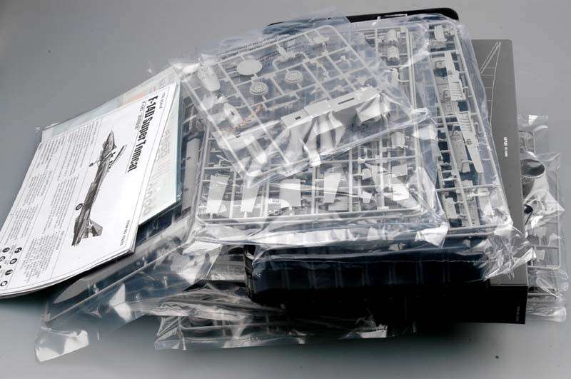 Grumman F-14D Super Tomcat w skali 1:32 - Modeledo.pl