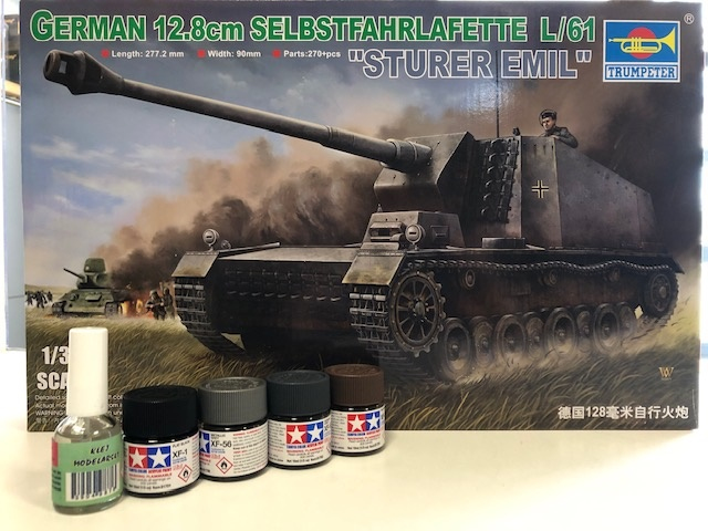 Niemiecki niszczyciel czołgów Sturer Emil z farbami i klejem - Modeledo.pl
