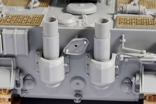 Czołg PZ VI Ausf.E Tiger I 3 w 1 do sklejania 1-35 - Modeledo.pl