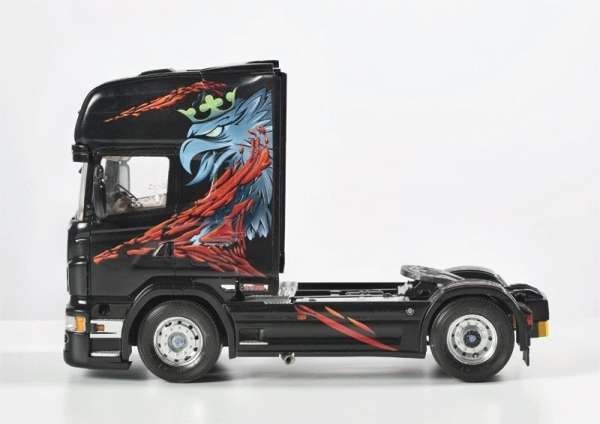 Ciągnik siodłowy Scania R730 The Griffin - model w skali 1-24 - Modeledo.pl
